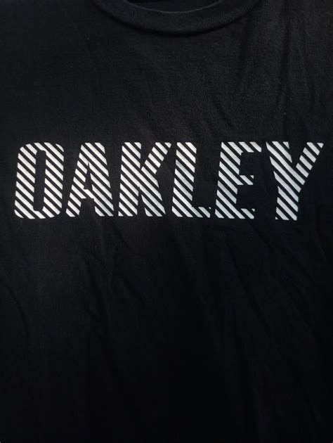 Oakley Mens Fashion Tops And Sets Tshirts And Polo Shirts On Carousell