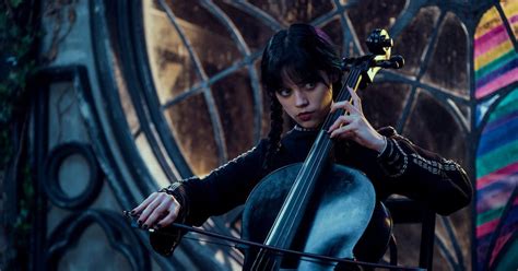 شخصیت ونزدی آدامز چگونه به یکی از تاثیرگذار‌ترین نمادهای گوتیک تبدیل شد؟