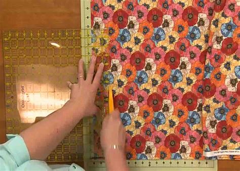 How To Square Up Fabric Before Cutting For Your Quilt Diy Joy