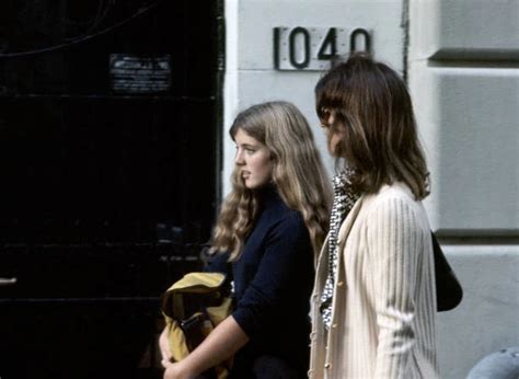 Jackie Onassis And Caroline Kennedy At Jackie Onassis And Ca 1971 Old