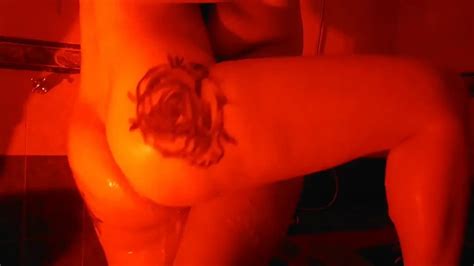 Dos Chicas Cachondas Teniendo Sexo En El Ba O Free Sex Video Redtube