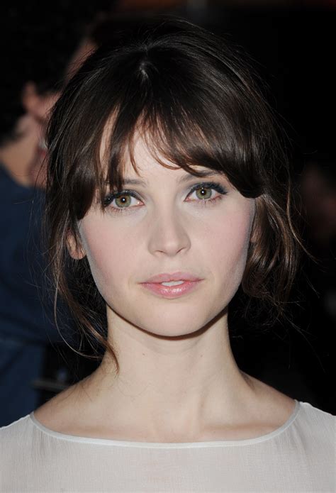 Felicity Jones Iphone Sexy Wallpapers