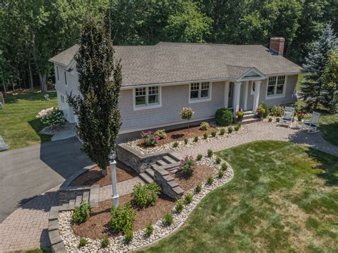 Ranch Style House Landscaping Photos