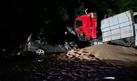 Pai E Filho Morrem Em Grave Acidente De Trânsito