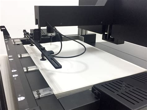 PLOTTER DE CORTE GCC AFJ 24S GRAPHICSOURCE C A