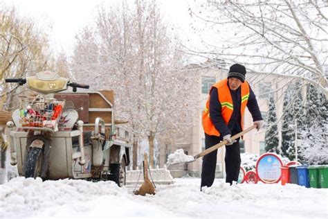 邹平市韩店镇风雪无情人有情 清除积雪保畅通 群众 道路 机械