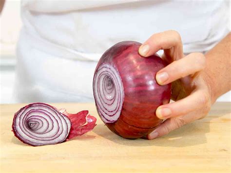 How To Slice An Onion With Video