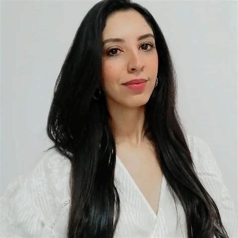 karima attafi chargée marketing microcred linkedin