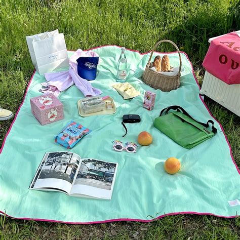 앨리건트테이블 피크닉매트 양면방수 휴대용 돗자리 감성 캠핑 가벼운 예쁜 파우치 M 4인 대형 민트 위시버킷