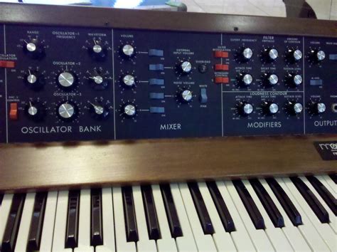 MATRIXSYNTH Moog Minimoog D Synthesizer With Case MATRIXSYNTH Moog Minimoog D Synthesizer With Case