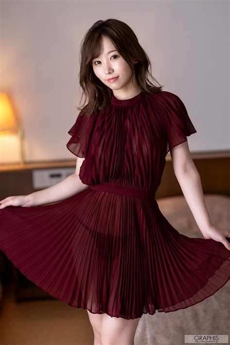 Mai Nanashima Graphis Gals Rainbow Vol