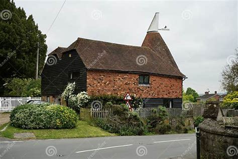 A Traditional Oast House Style Brick And Tile House Brenchley Kent England Uk May 18 2024