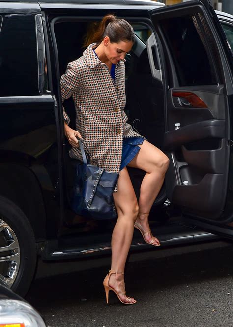 Katie Holmess Feet