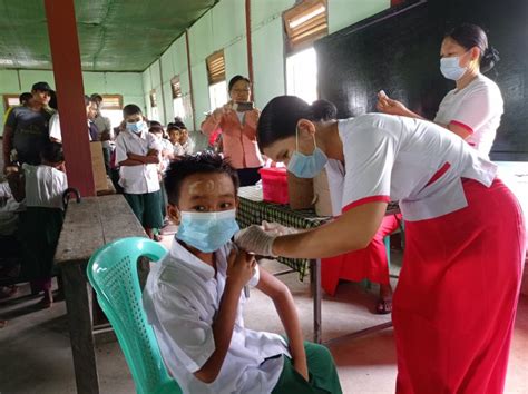 ကျောက်တံခါးမြို့နယ်၌ အသက် ၅ နှစ်မှ ၁၂ နှစ်အတွင်းရှိ ကျောင်းသား ကျောင်းသူများအား ဒုတိယအကြိမ