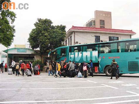文錦渡限量通關圖息民憤 東方日報