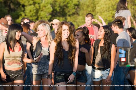 Party Party In The Usa Miley Cyrus Photo 8964125 Fanpop