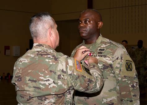 New York National Guards 10th Mtn Div Mcp Od Welcomes New Commander