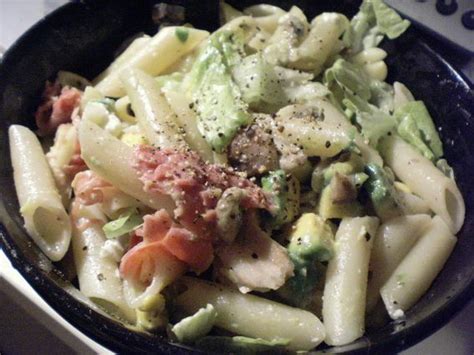 Рецепта за салата с макарони и зеленчуци кулинарно бг