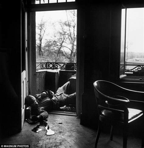 German Apartment Block Where Robert Capa Captured Iconic Wwii The Last Man To Die Daily Mail