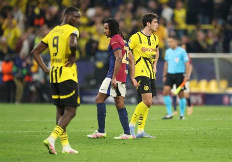 El Borussia Dortmund Encabeza