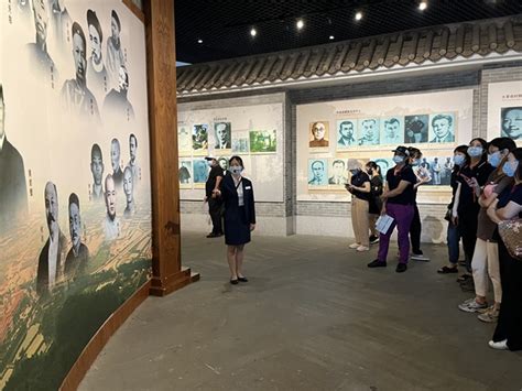 佛山中德工业服务区（三龙湾）管理委员会等团体参观南海区博物馆 南海博物馆