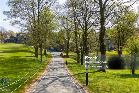세드버그 마을의 건물과 정원의 전망 요크셔 데일즈 잉글랜드 영국 0명에 대한 스톡 사진 및 기타 이미지 0명 거리 건물 정면 Istock
