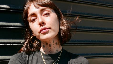 Interview Hannah Pixie Snowdon Talks Energy In Tattooing And Finding