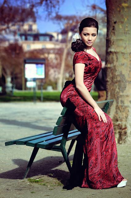 Sexy Models Exposed Malaysian Actress Neelofa Romantic Paris Photoshoot