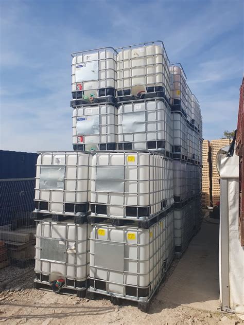 Ibc Container Capacity 1000 Litres In Pickering North Yorkshire Ibc Container Capacity 1000 Litres In Pickering North Yorkshire