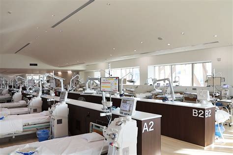 透析部門 厚南セントヒル病院