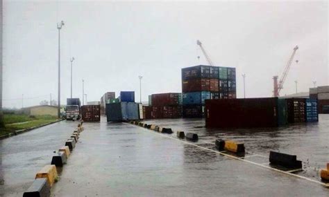 ផែ ទំនប់ រលក ក្នុង ខេត្ត ព្រះសីហនុ កំពុង រង គ្រោះដោយសារ ខ្យល់ ព្យុះ