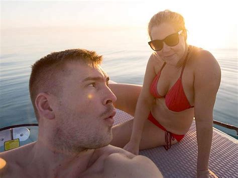 Fat Stand Up Comedian Amy Schumer Nude And Private Selfies Scandal Planet