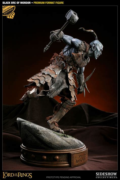 Premium Format Figure Black Orc Of Mordor 3000751 Lord Of The Rings Lotr Tolkien Art