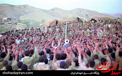 عکسعزاداری علی‌اکبرهای خمینی در جبهه‌های جنگ