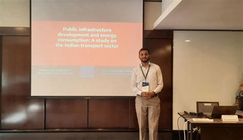 Mohammed Shameem Presents Paper At 9th Singapore Economic Review