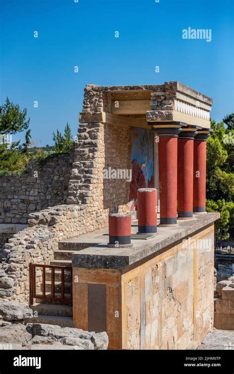 Minoan Palace Of Knossos