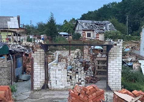 Як відновлюють зруйноване війною житло на Чернігівщині