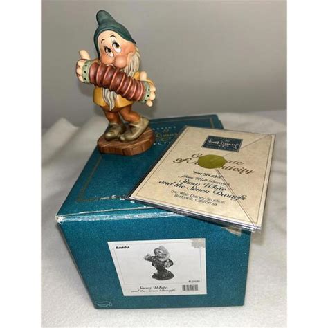 Disney Toys Vintage Wdcc Walt Disney Aw Shucks Bashful Snow White