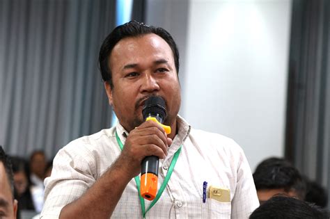 រូបភាពសកម្មភាព ឯកឧត្តម ហ៊ែល សារ៉ាត់ សមាជិក គ ជ ប