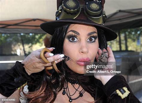 300 Diana Terranova Photos And High Res Pictures Getty Images