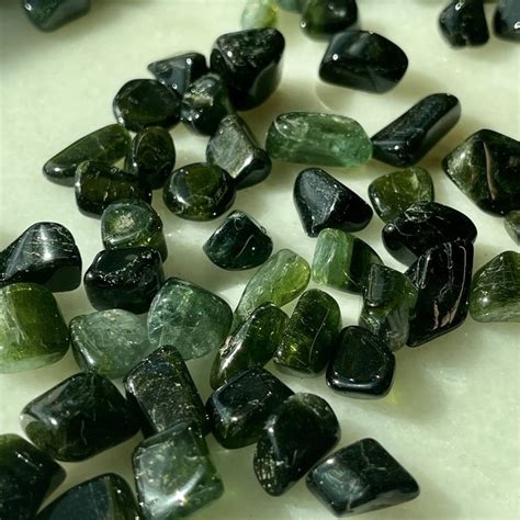 Tumbled Green Tourmaline Green Tourmaline Crystals And Gemstones