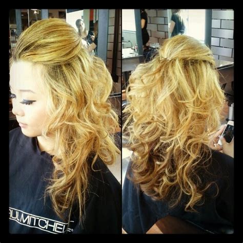 Half Up Half Down Loose Volumized Curls