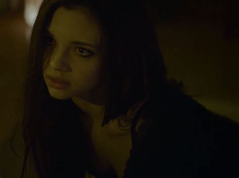 Look Away Movie 2018 India Eisley Maria And Airam Beroemdheden