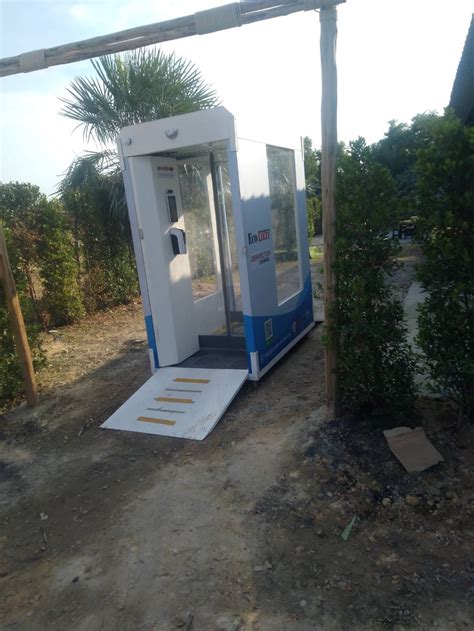 รถท้ายลิฟท์ งานรถ6ล้อท้ายลิฟท์ ขนย้ายตู้พ่นน้ำยาฆ่าเชื้อ