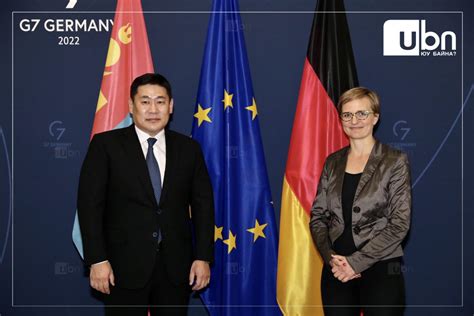 АЙЛЧЛАЛ Ерөнхий сайд Л Оюун Эрдэнэ ХБНГУ ын эдийн засаг уур амьсгалын яамны ТБНД Франциска