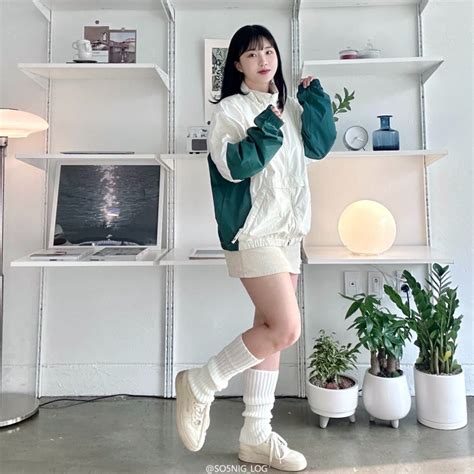 아이유 뉴발란스 바람막이 코디 추천 여자 스트릿패션 Y2k패션 네이버 블로그