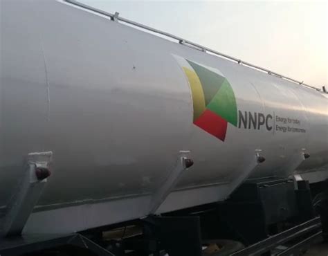 Nnpc Vehicle Projects Photos Videos Logos Illustrations And