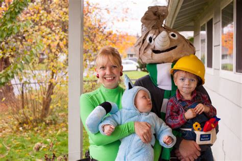 Diy Bob The Builder Costume At Liam Raphael Blog