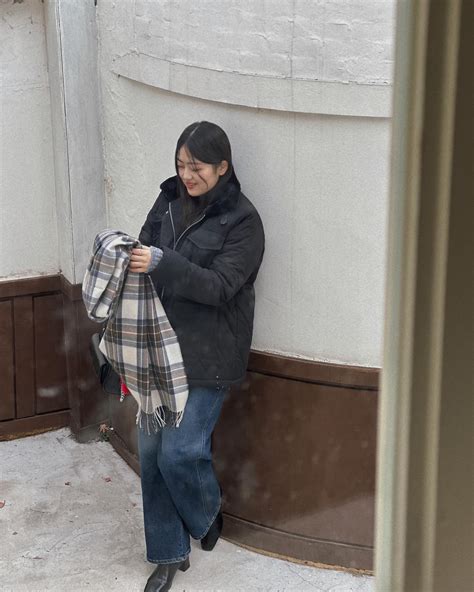 마리앙플러스 플러스사이즈 ⠀ ”우리에게 필요했던 캐주얼 아우터 2온스 안감으로 따뜻하면서도 가벼워 간편하게 걸치기 좋은 경량 패딩이에요 넉넉한 품으로 편안하게