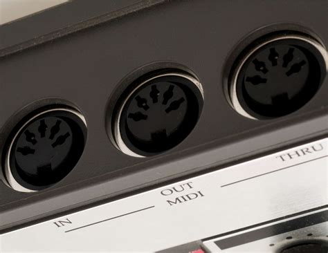 What Is A MIDI Cable And How Does It Work Sonic Function